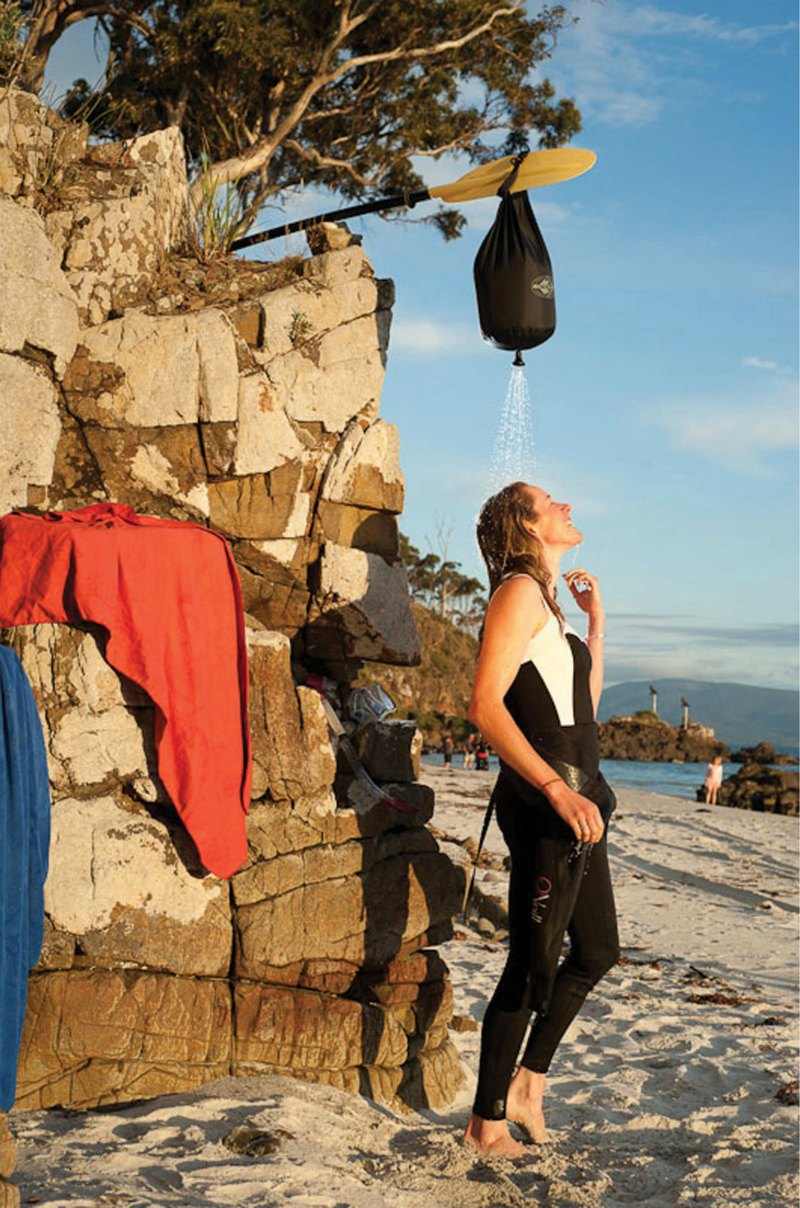 Sea to Summit Pocket Shower - GetdatGadget