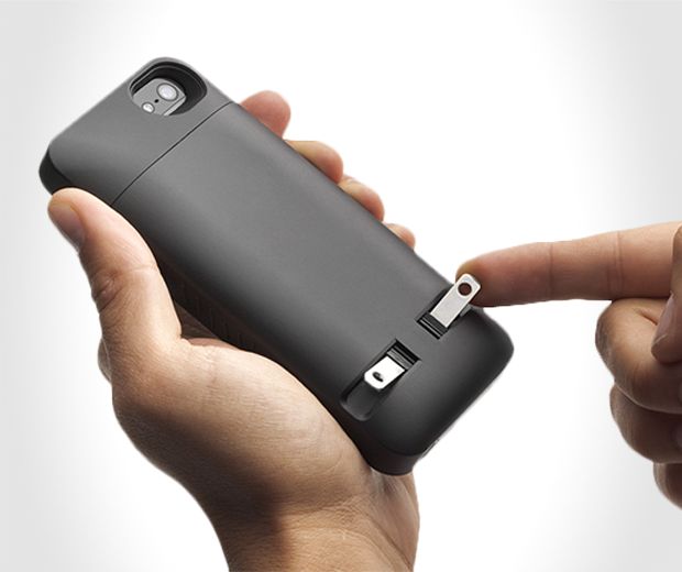Prong PocketPlug Case and Charger for iPhone 5/5s - GetdatGadget