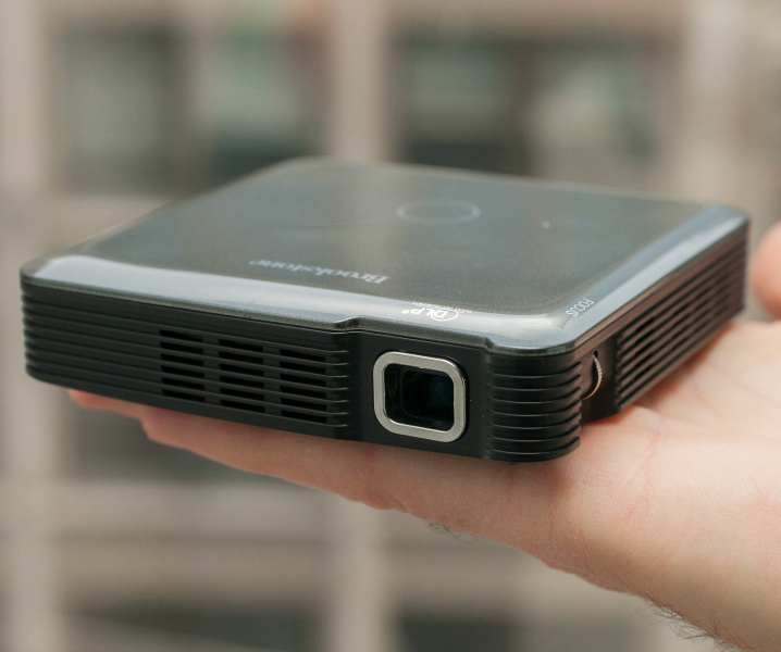 HDMI Pocket Projector - GetdatGadget