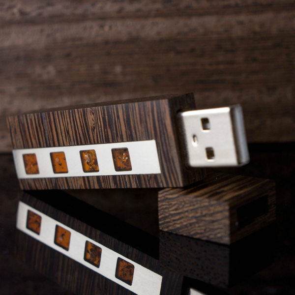 VIP Amber Wenge USB 3.0 Flash Drive - GetdatGadget