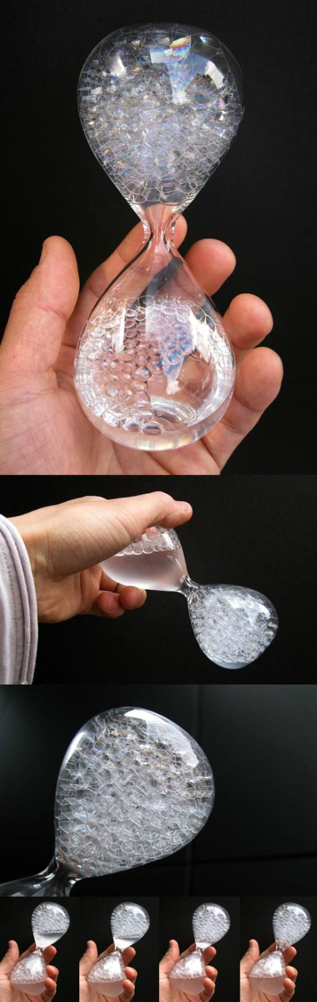 Defy Time and Gravity with the Bubble Hourglass - GetdatGadget