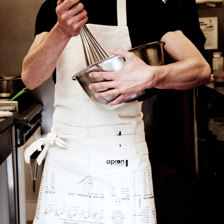 Apron Cooking Guide - Kitchen Aid at your Fingertips - GetdatGadget