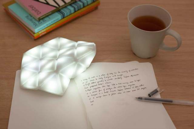 Kangaroo Light: The Multipurpose Portable Fun Light - GetdatGadget