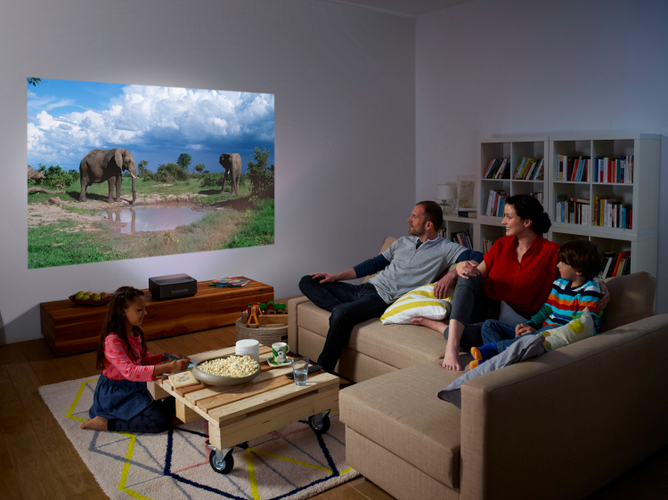 Philips Screeneo Ultra Short Throw Wireless Projector - GetdatGadget