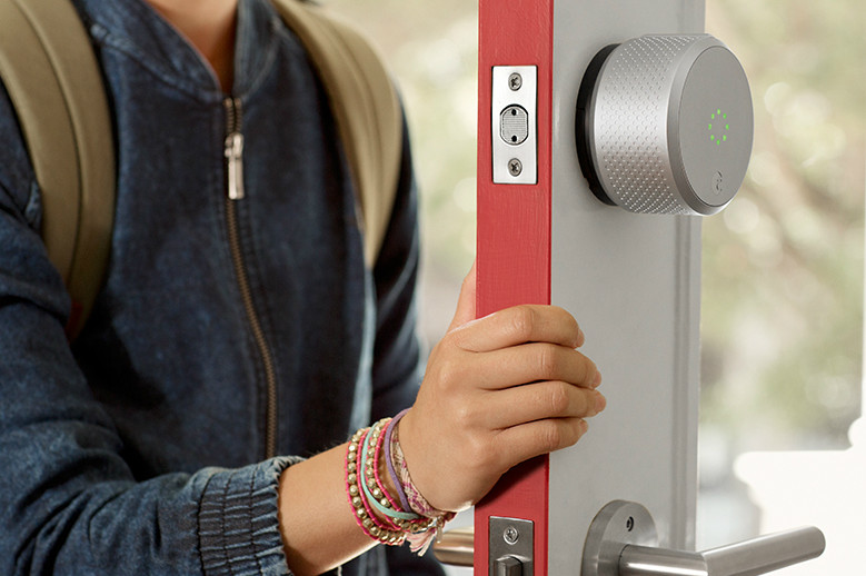 August Smart Keypad: Secure, Code-Based Security for your Home ...