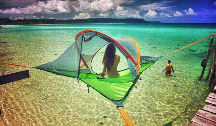 Tentsile Stingray Tent Lifts Elevated Camping to New Heights - GetdatGadget