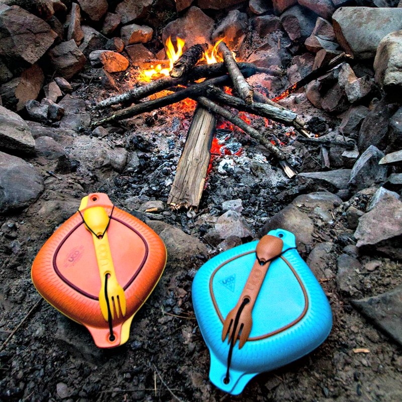 UCO 4-Piece Mess Kit Adds Color to your Outdoor Meals - GetdatGadget