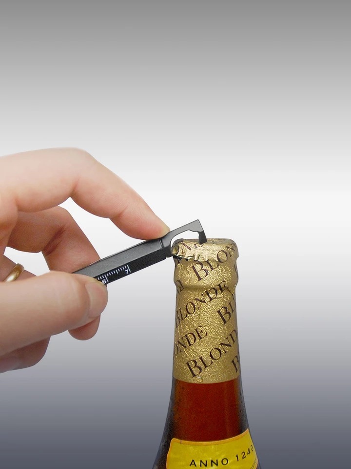 Atech Multitool - 7 Tools in an EDC Pen - GetdatGadget